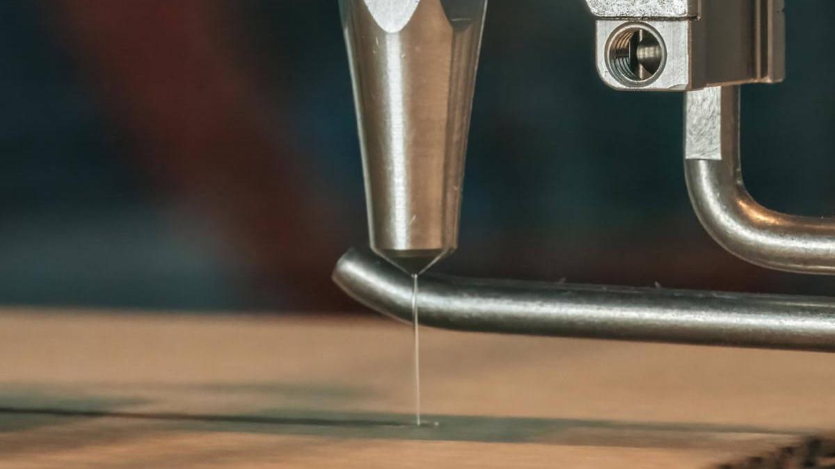 Robatech at EMPACK - high-precision adhesive bonding - PRO Flexconvert ...